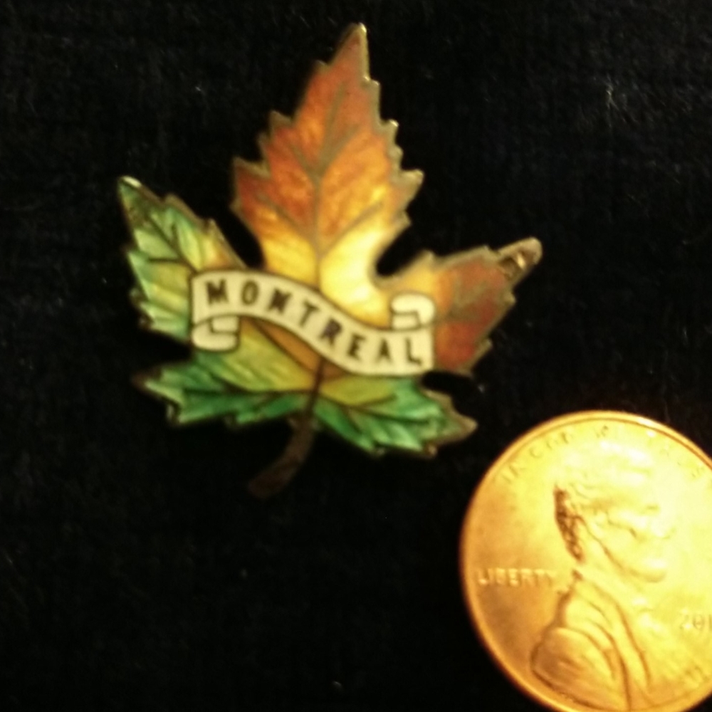 Vj Vintage 1944 Enamel Sterling Montreal Maple Leaf - Gem